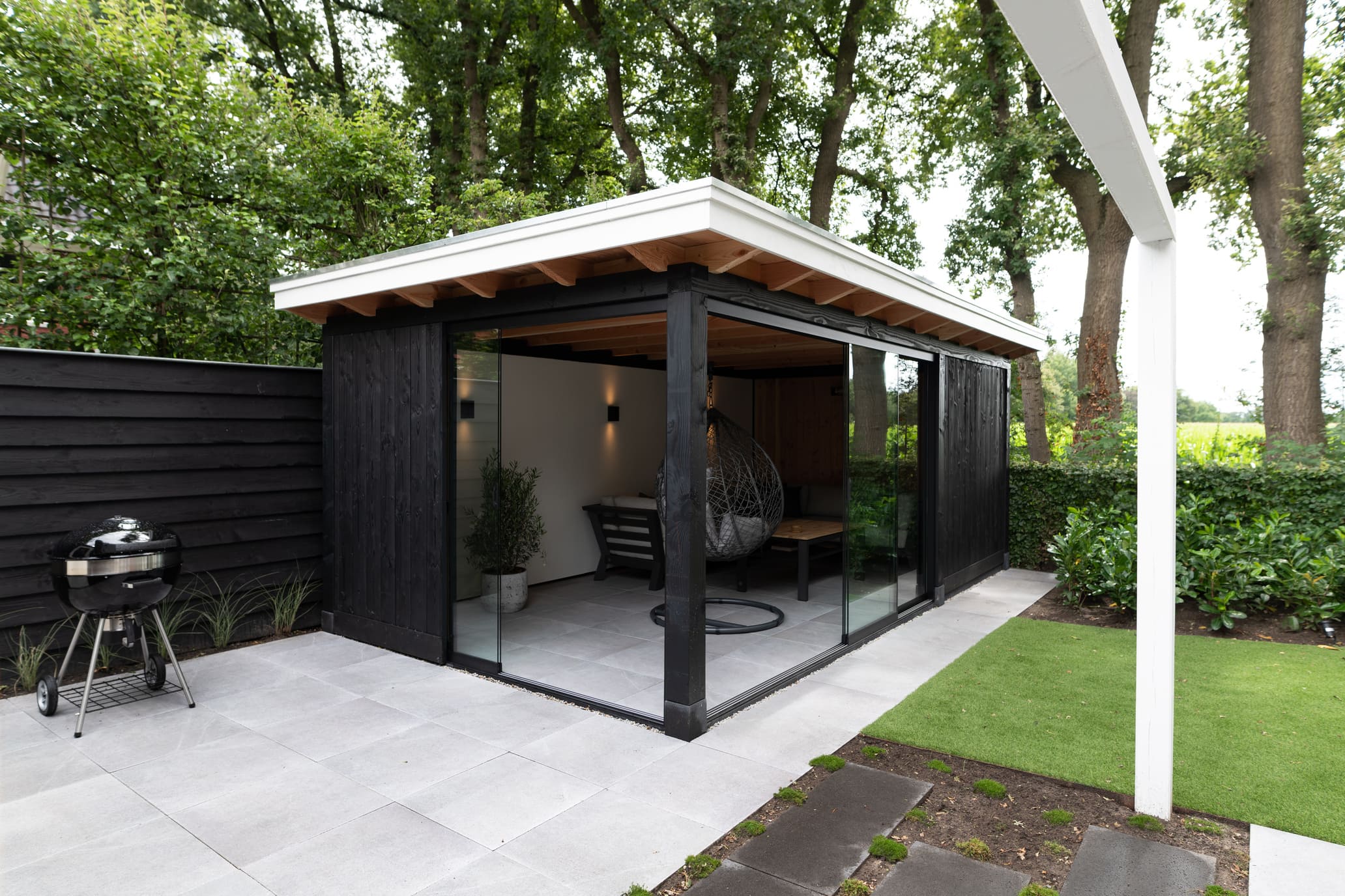 Moderne tuinkamer in Lunteren - BG Buitenverblijven